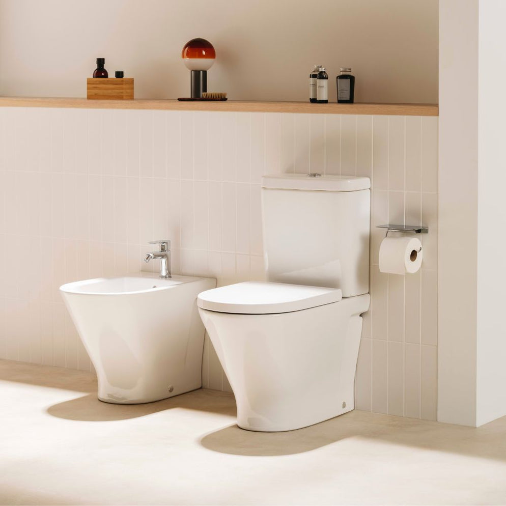 Roca The Gap Round Rimless Comfort Height Close Coupled Toilet with So ...